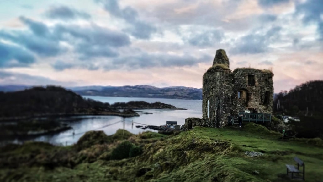 Scotland’s Majestic Castles: A Journey Through Time and Clans - Heartbox
